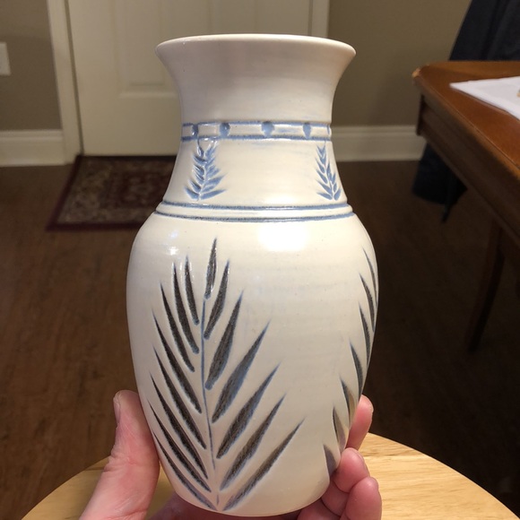 Art | A Dryden Original Design Vase Glazed Heavy Pottery Gently Used ...